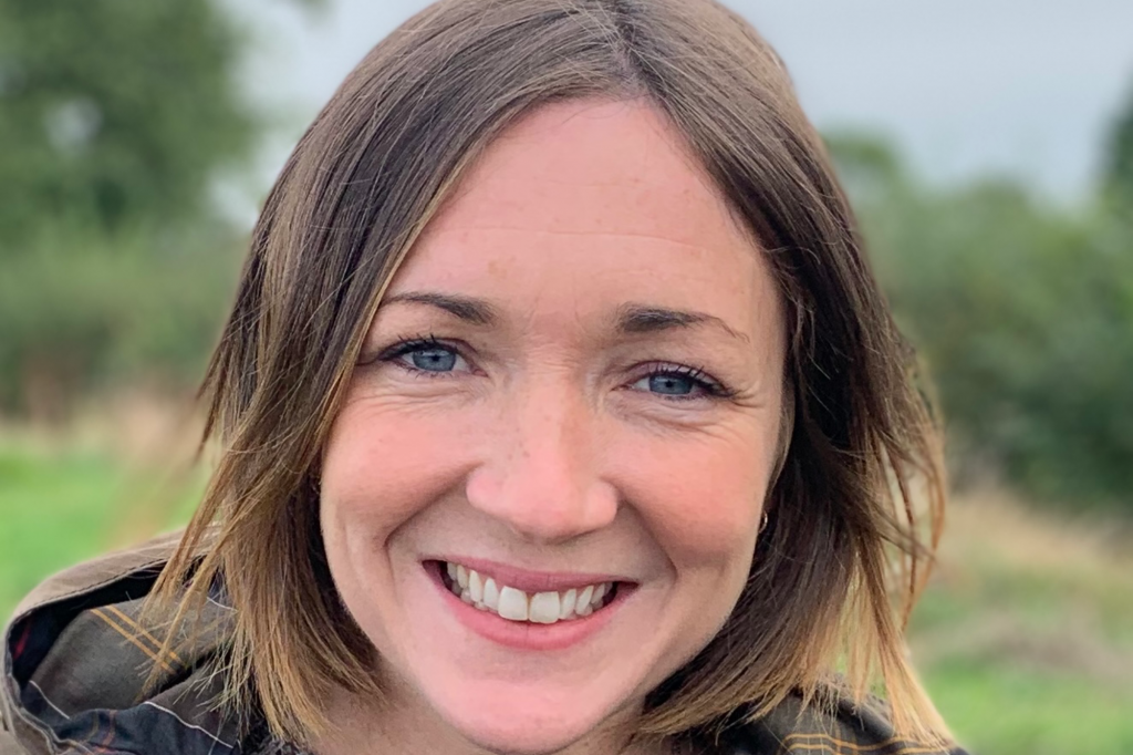 Amy Hughes - Creation Fest